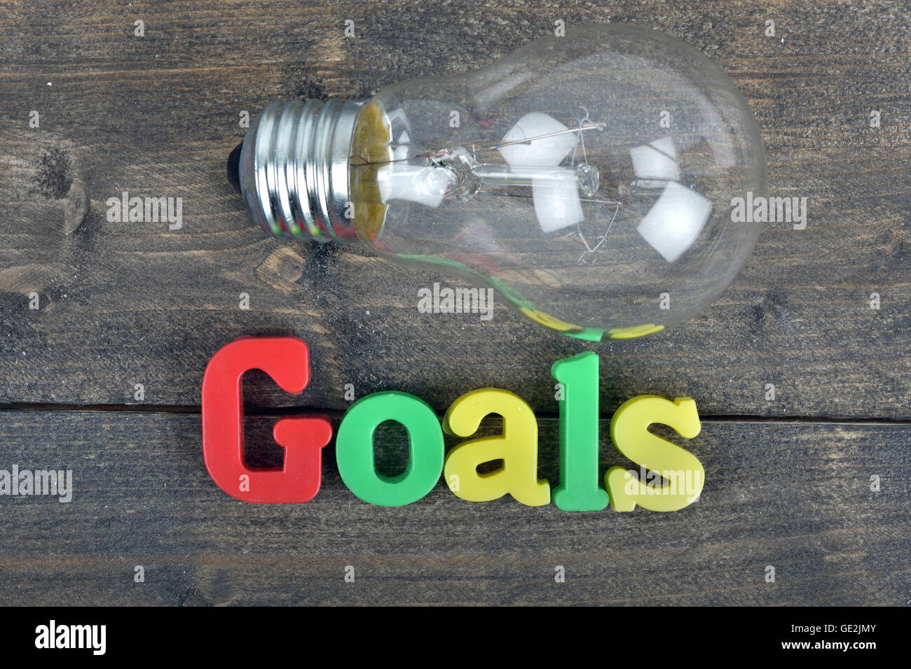 Goals word on wooden table Stock Photo - Alamy