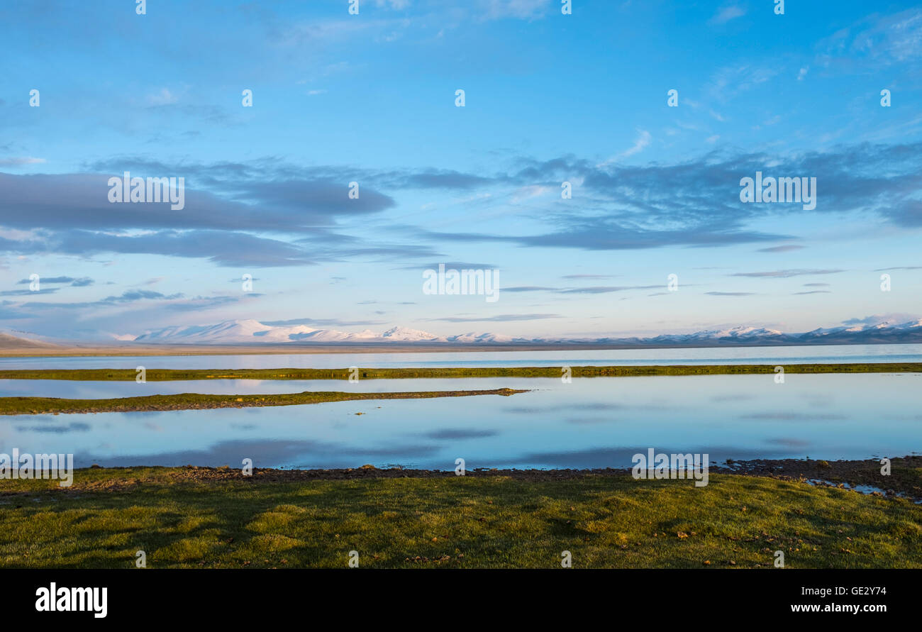 song kul lake Stock Photo - Alamy