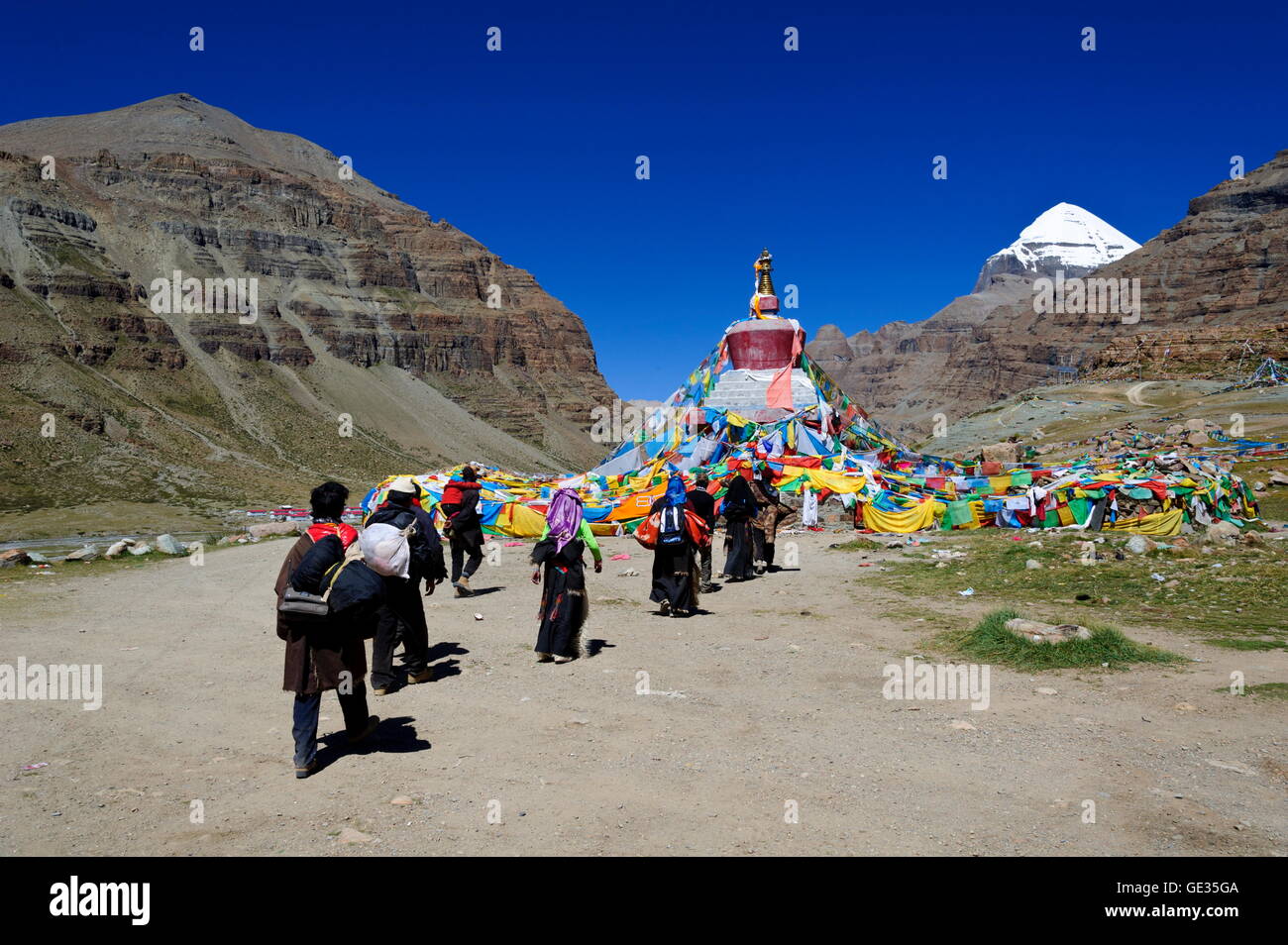 geography / travel, China, Tibet, Tarpoche, Darchen, pilgrims in front ...