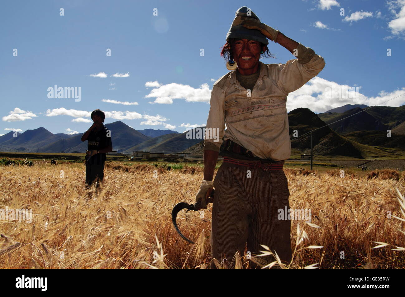 Old tingri hi-res stock photography and images - Alamy