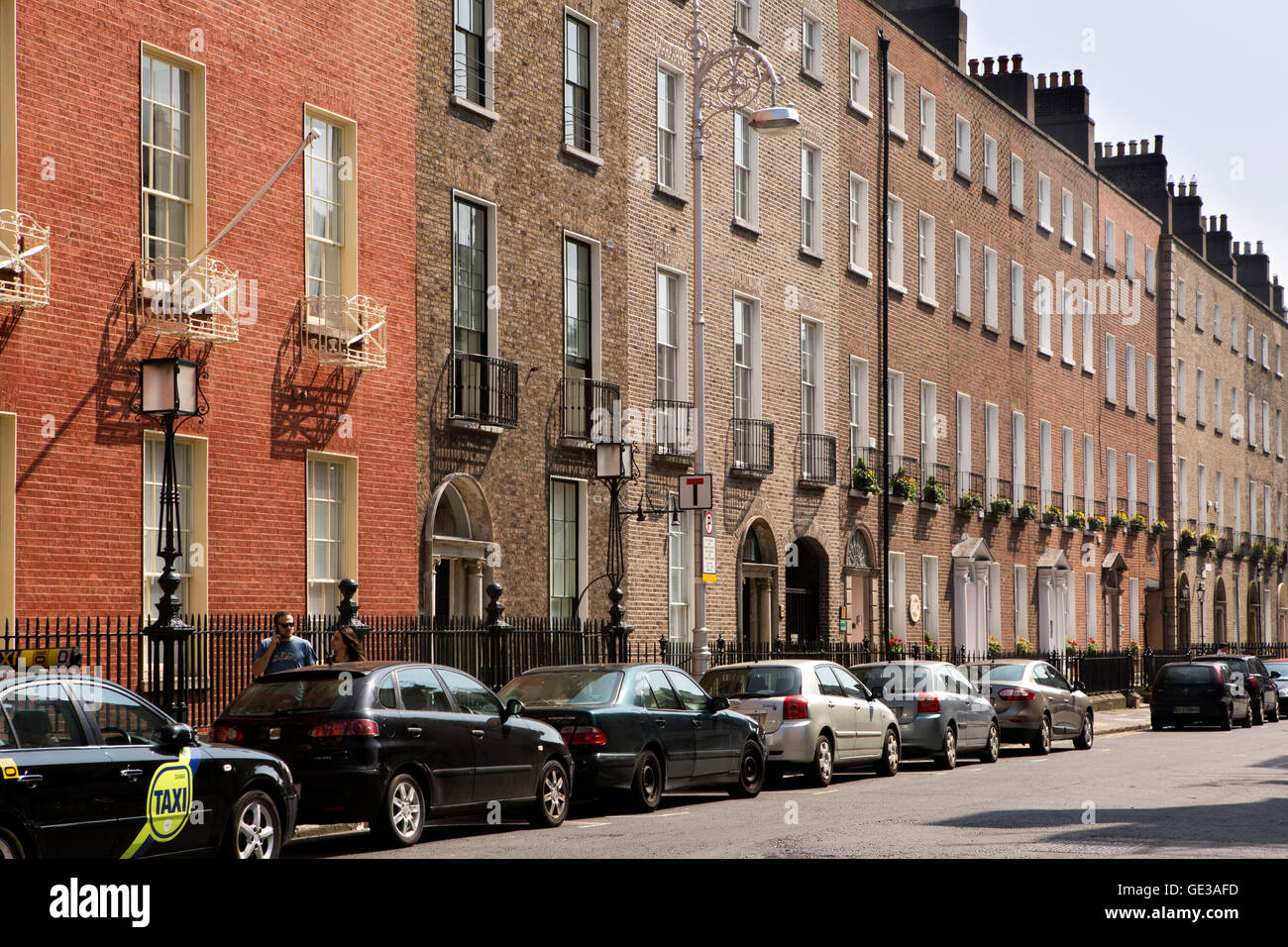 Georgian houses dublin hi-res stock photography and images - Alamy