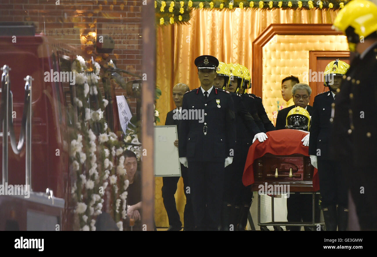 Chi kit hi-res stock photography and images - Alamy