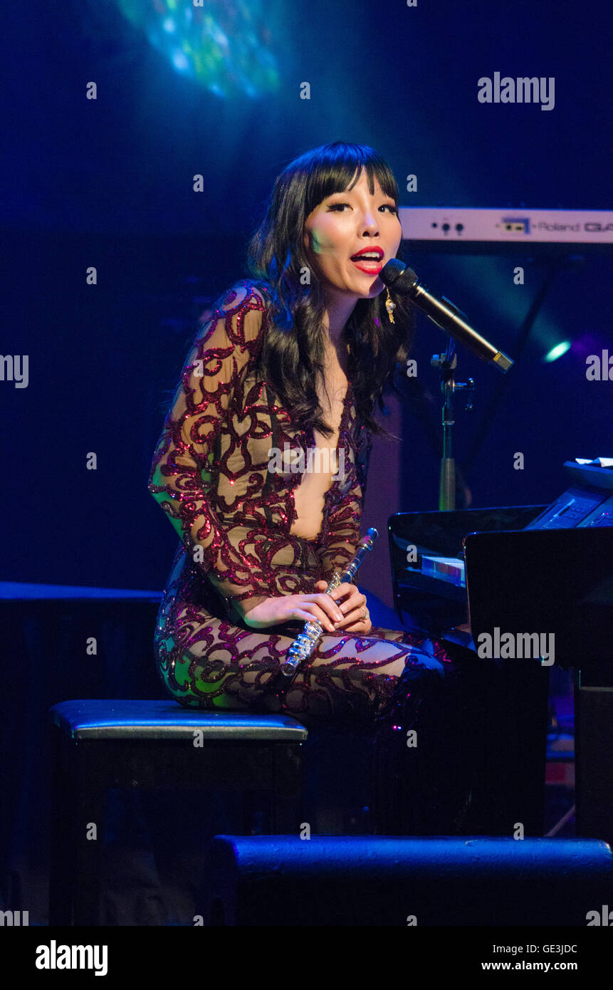 Dami Im Stock Photos & Dami Im Stock Images - Alamy