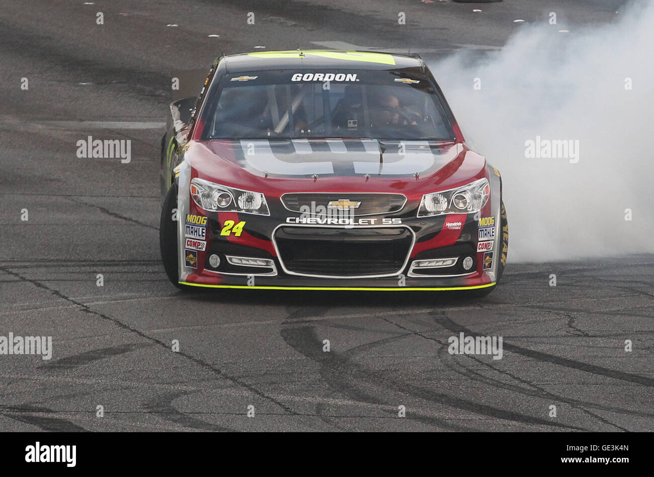 LAS VEGAS, NV - DECEMBER 4: Jeff Gordon performing donuts on Las Vegas ...