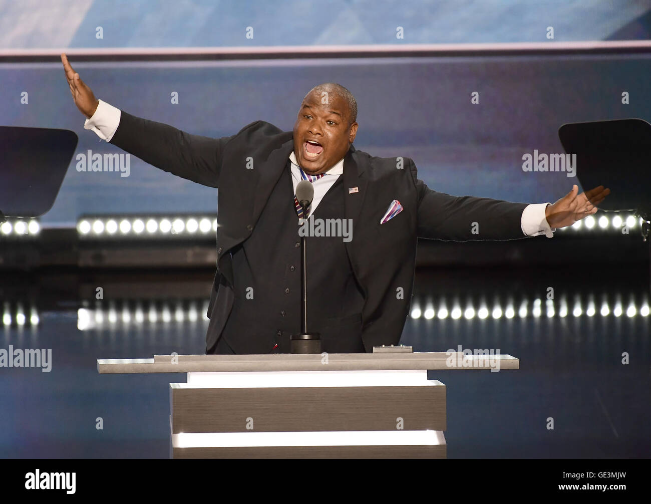 Mark burns hi-res stock photography and images - Alamy