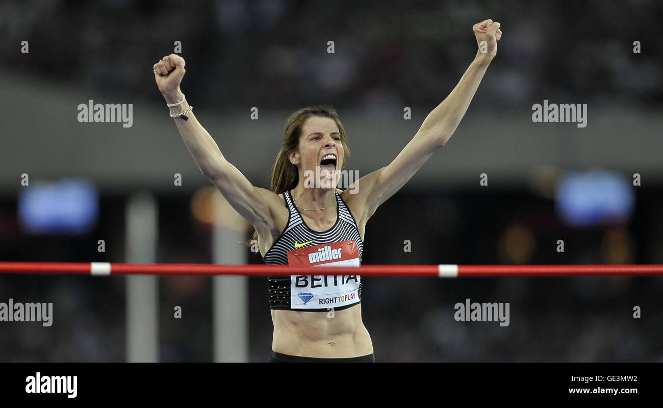 2016 ruth beitia esp celebrates hi-res stock photography and images - Alamy