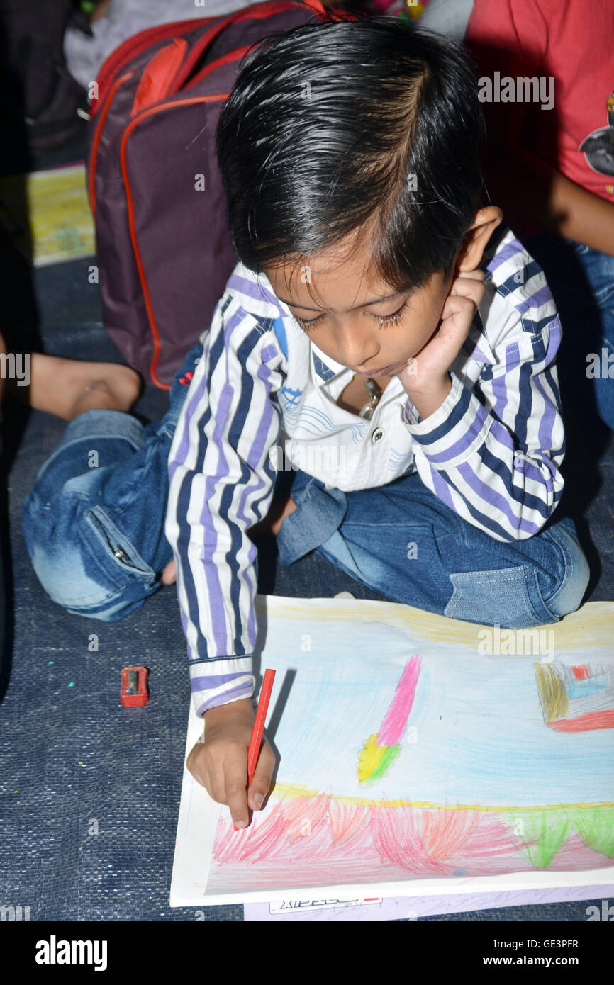 Art competition among kids Stock Photo - Alamy