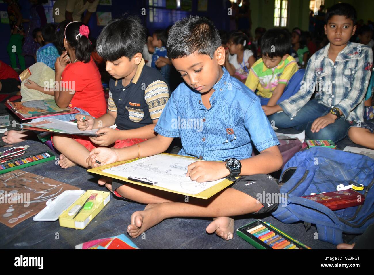 Art competition among kids in Nagaon, Assam Stock Photo - Alamy