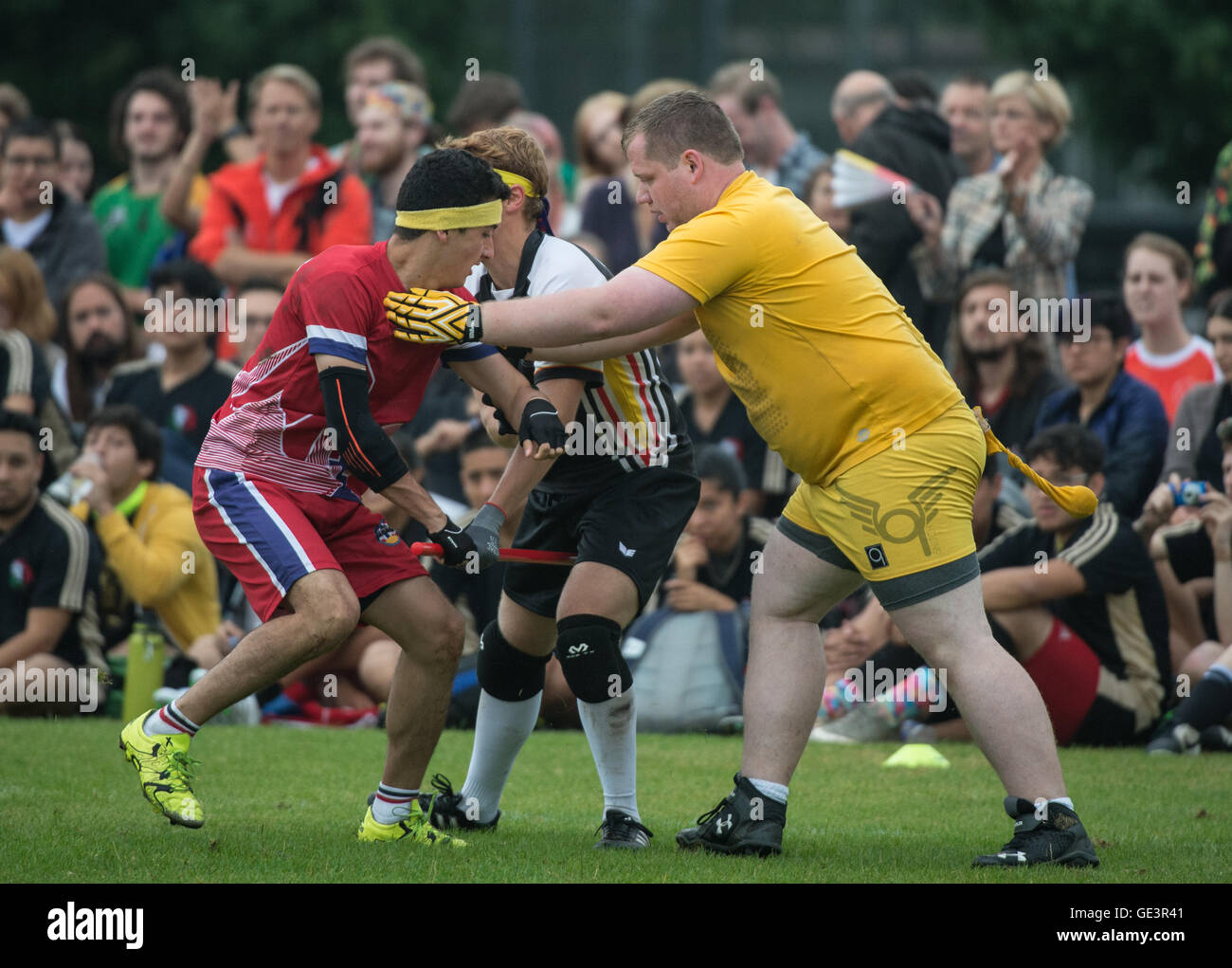 Golden snitch hi-res stock photography and images - Alamy