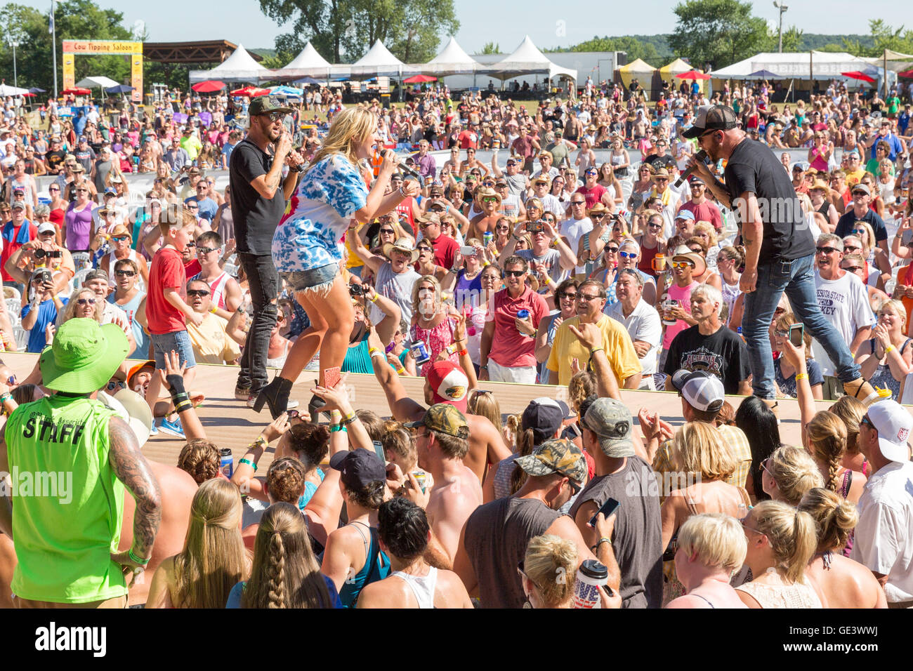 Claire dunn hi-res stock photography and images - Alamy