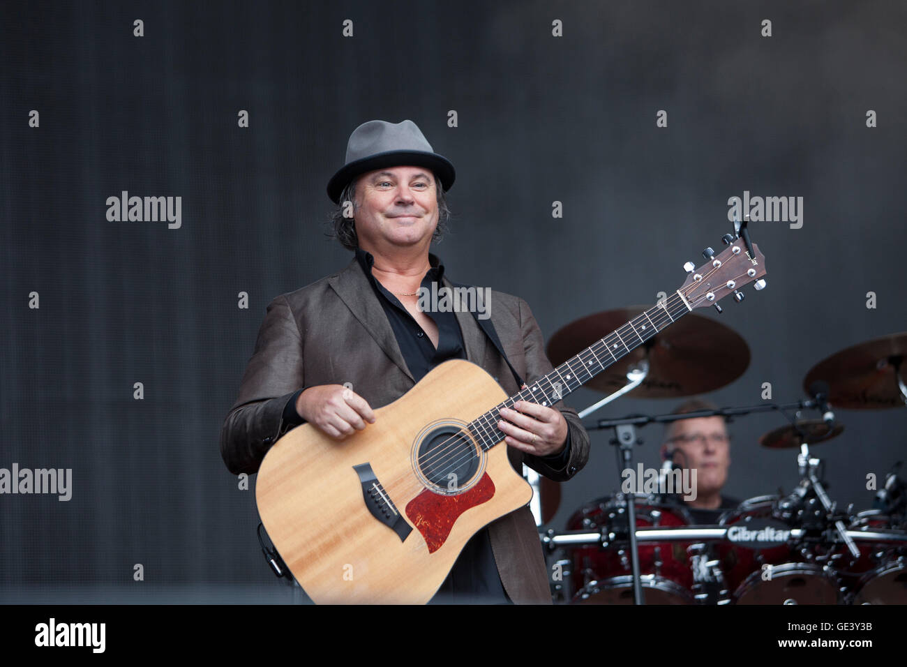 Runrig band hi-res stock photography and images - Alamy