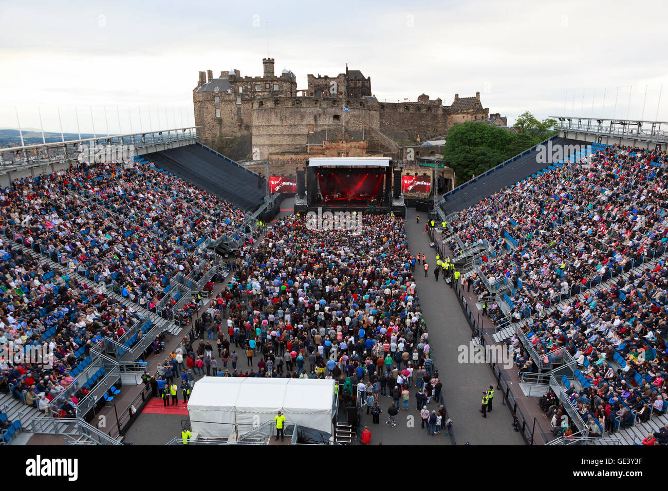 Edinburgh castle stage hi-res stock photography and images - Alamy