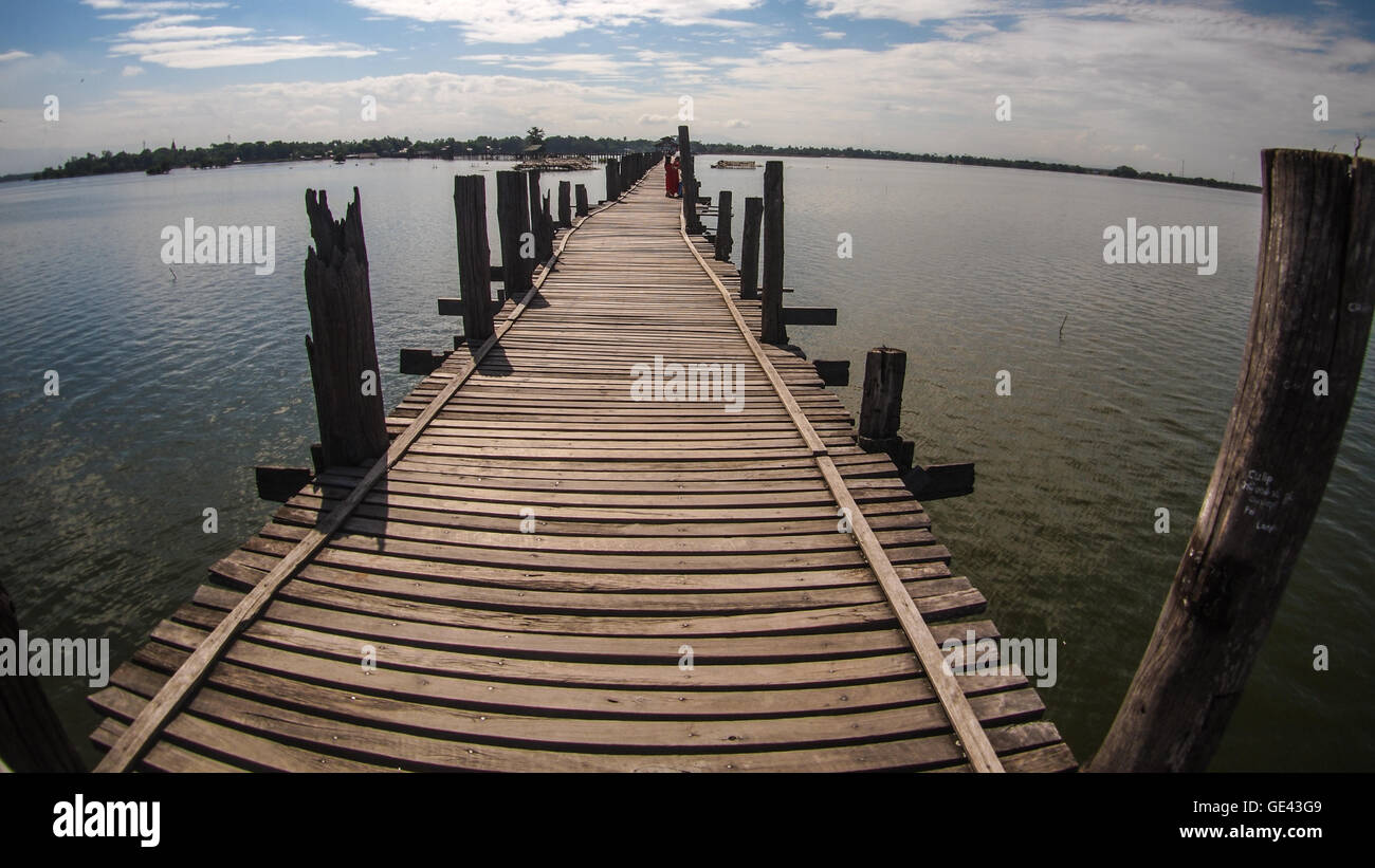 U Beinn Bridge, Amarapura, Mandalay, Myanmar Stock Photo - Alamy