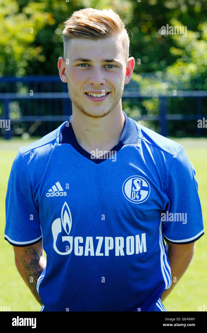 football, Bundesliga, 2016/2017, FC Schalke 04, team presentation for ...
