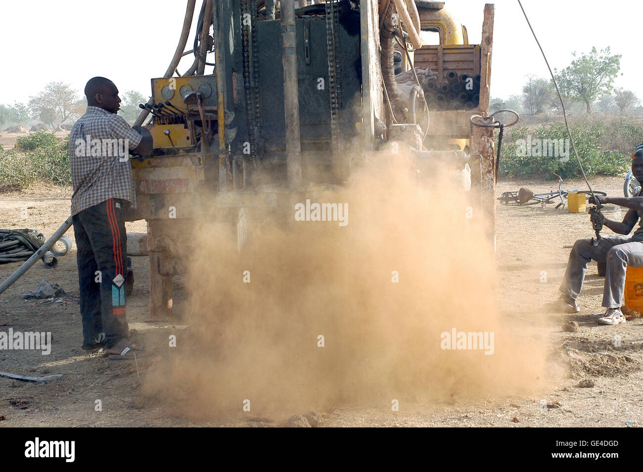 In Africa water is in-depth, it is necessary to make a drilling ...