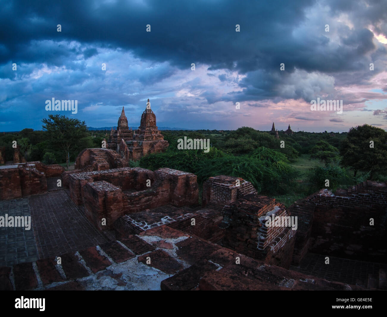 Bagan at dusk, Myanmar Stock Photo - Alamy