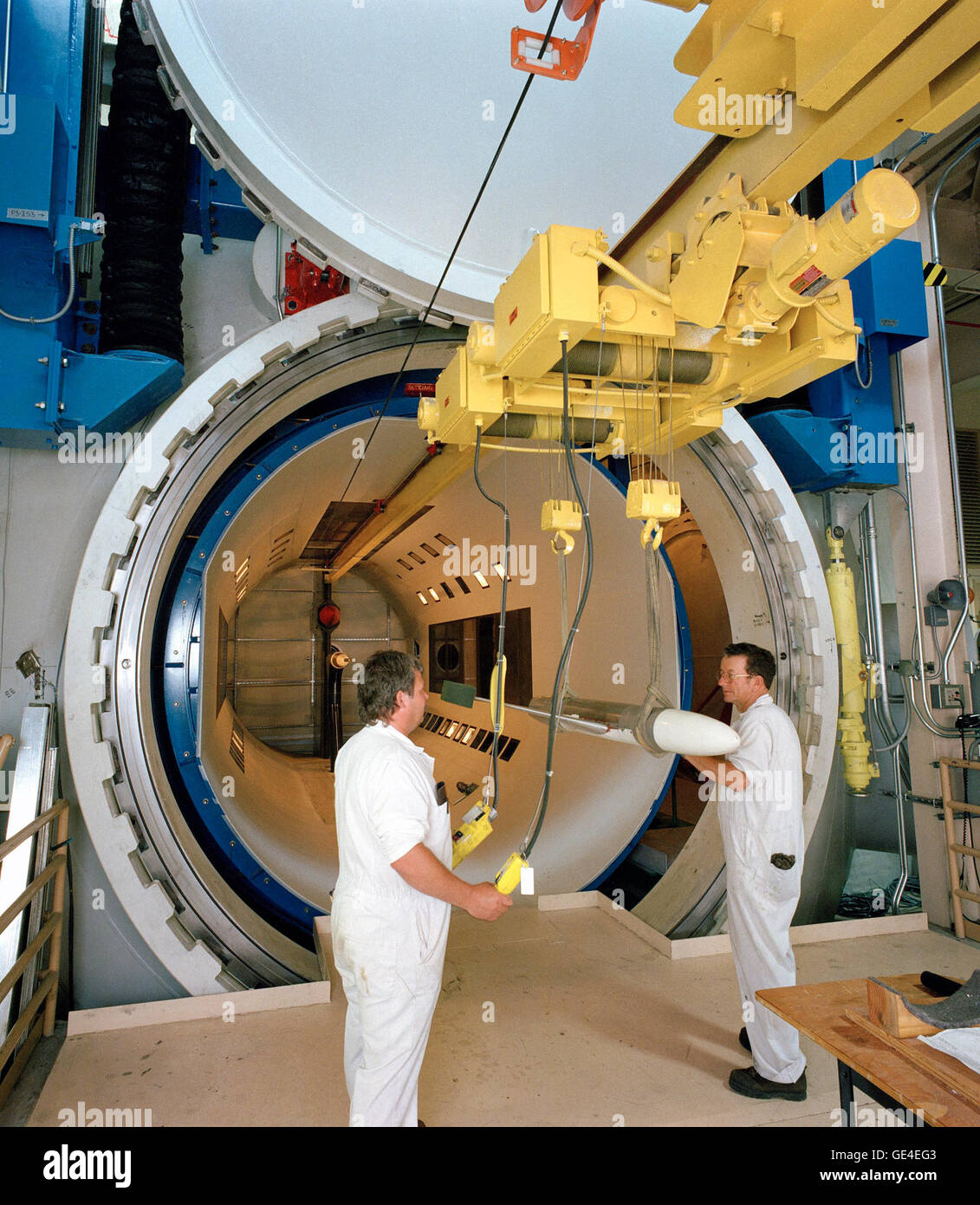 This image shows an early McDonnell Douglas MD-11 model mounted on a ...