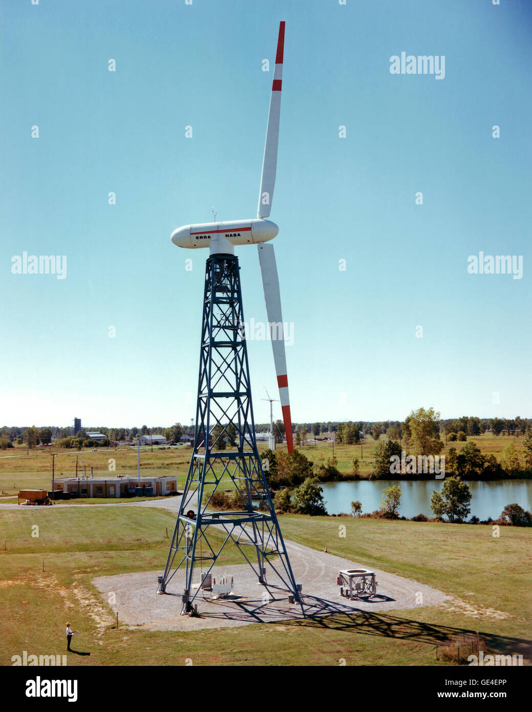 100 kilowatt wind turbine hi-res stock photography and images - Alamy