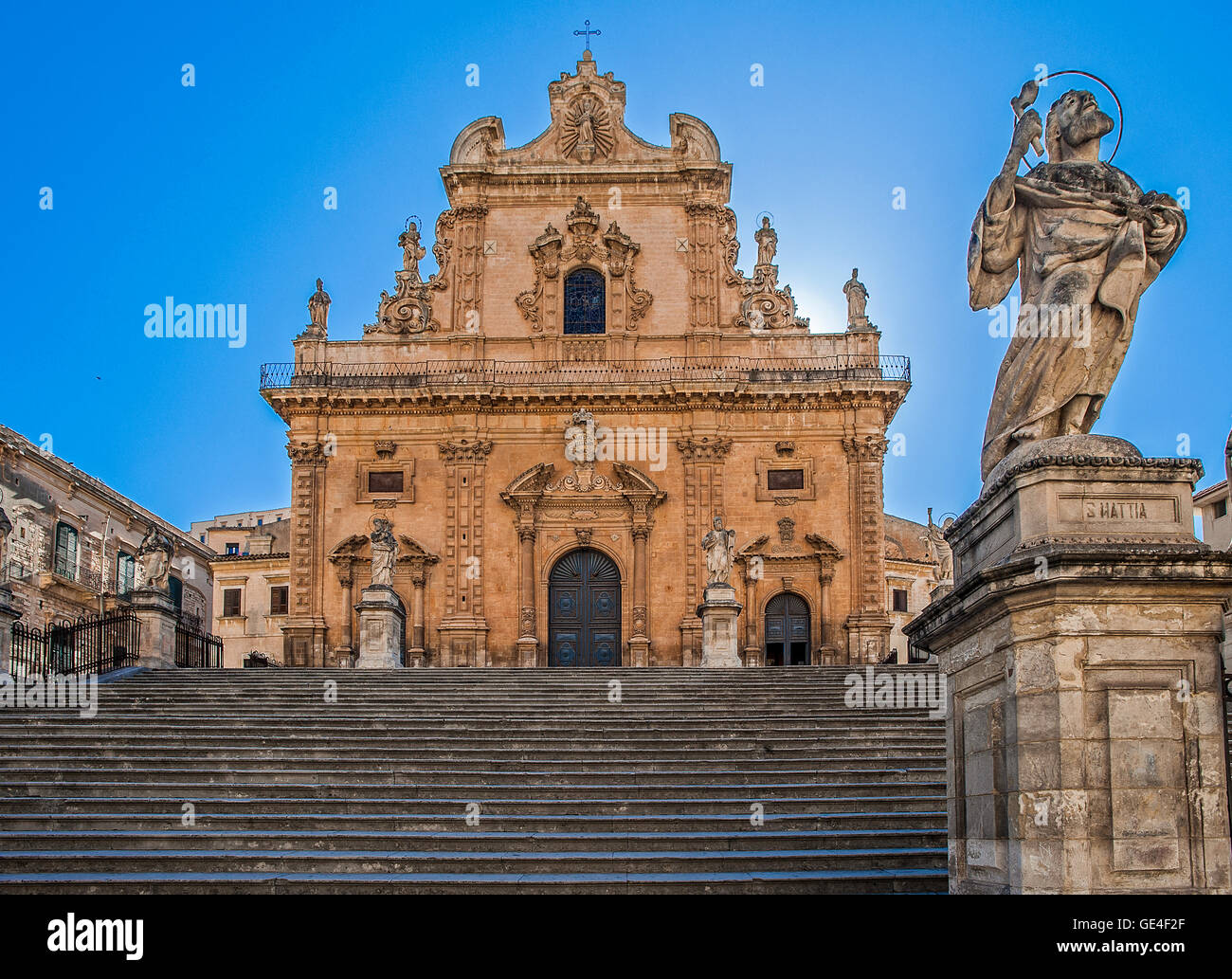 Duomo di s pietro hi-res stock photography and images - Alamy