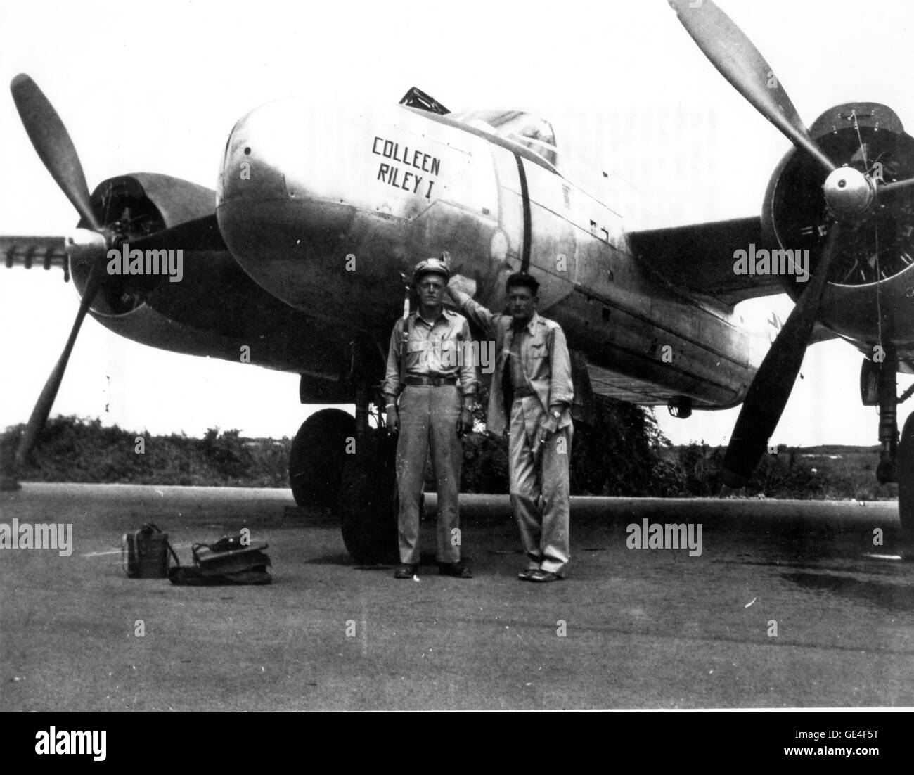 Astronaut Donald 'Deke' Slayton, pictured with 1st Lt. Ed Steinman ...