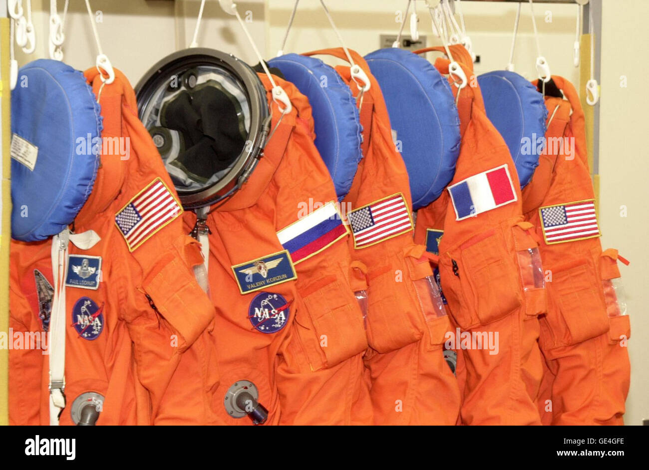 Astronaut launch and entry suits hi-res stock photography and images ...