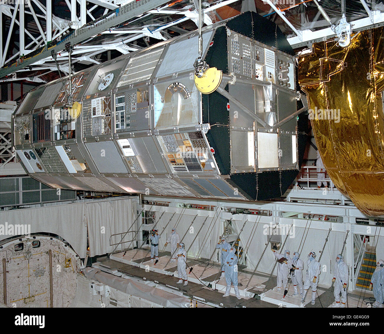 Sts 41c crew hi-res stock photography and images - Alamy