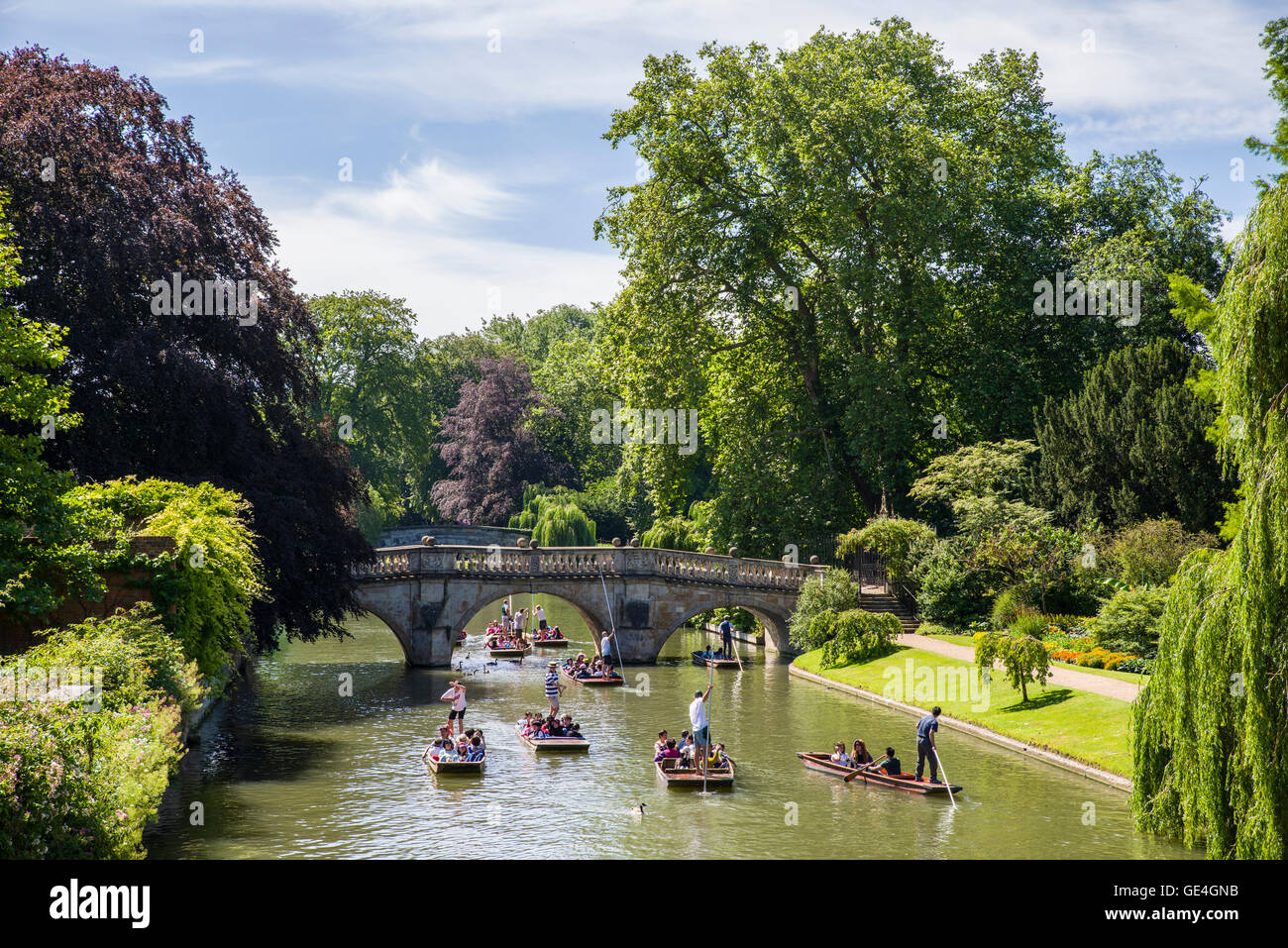 Cambridge Bridges Over River Cam High Resolution Stock Photography and ...