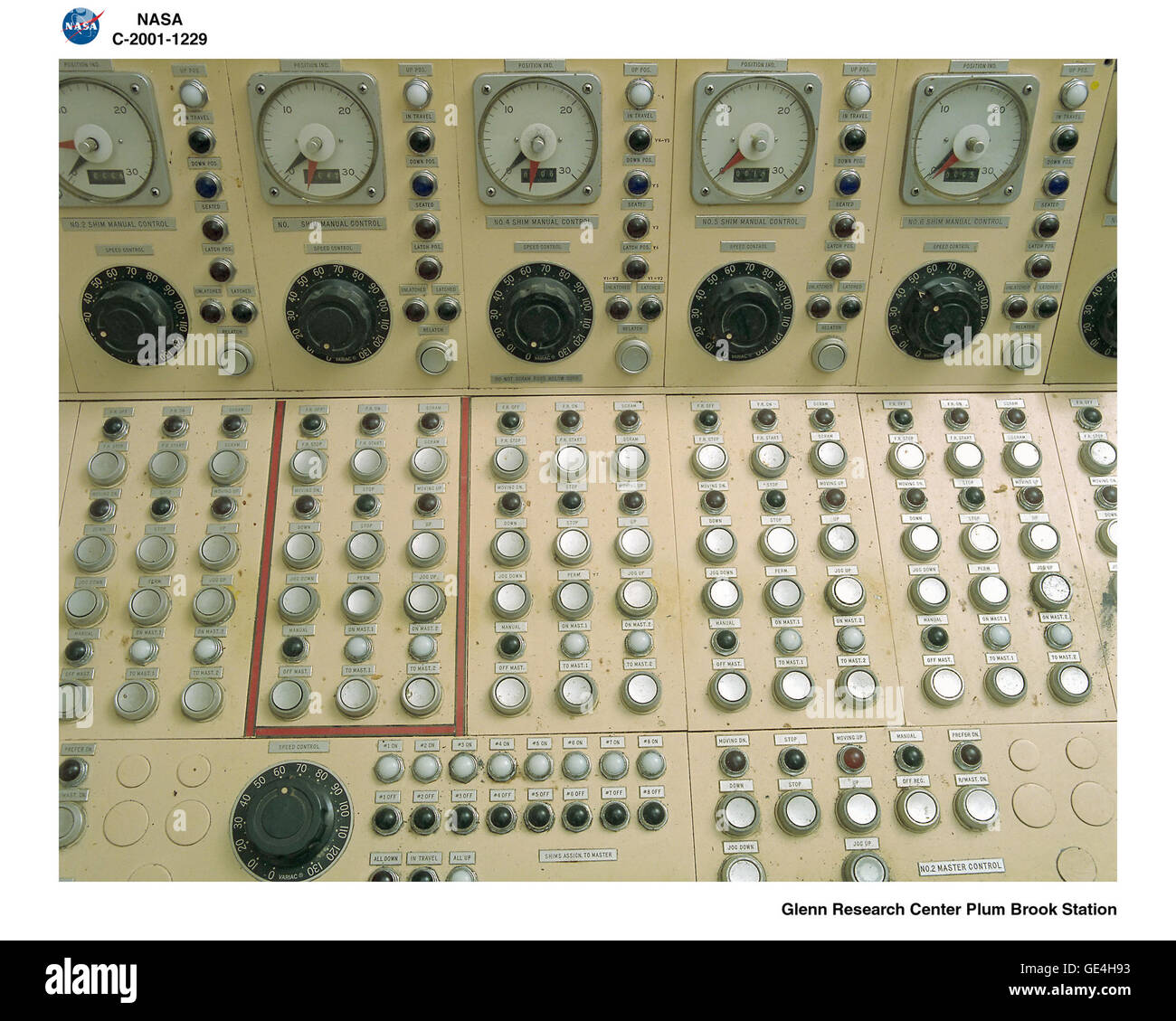 Reactor control room hi-res stock photography and images - Alamy