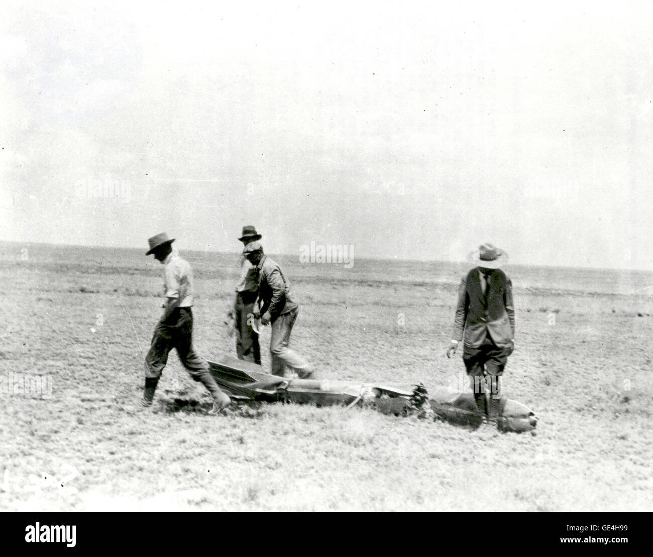 Robert goddard rocket hi-res stock photography and images - Alamy