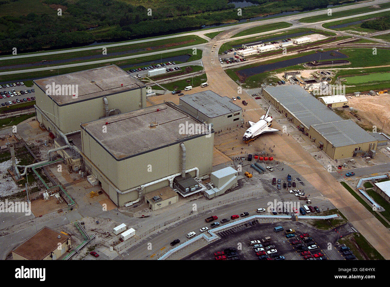 Space shuttle orbiter atlantis hi-res stock photography and images - Alamy
