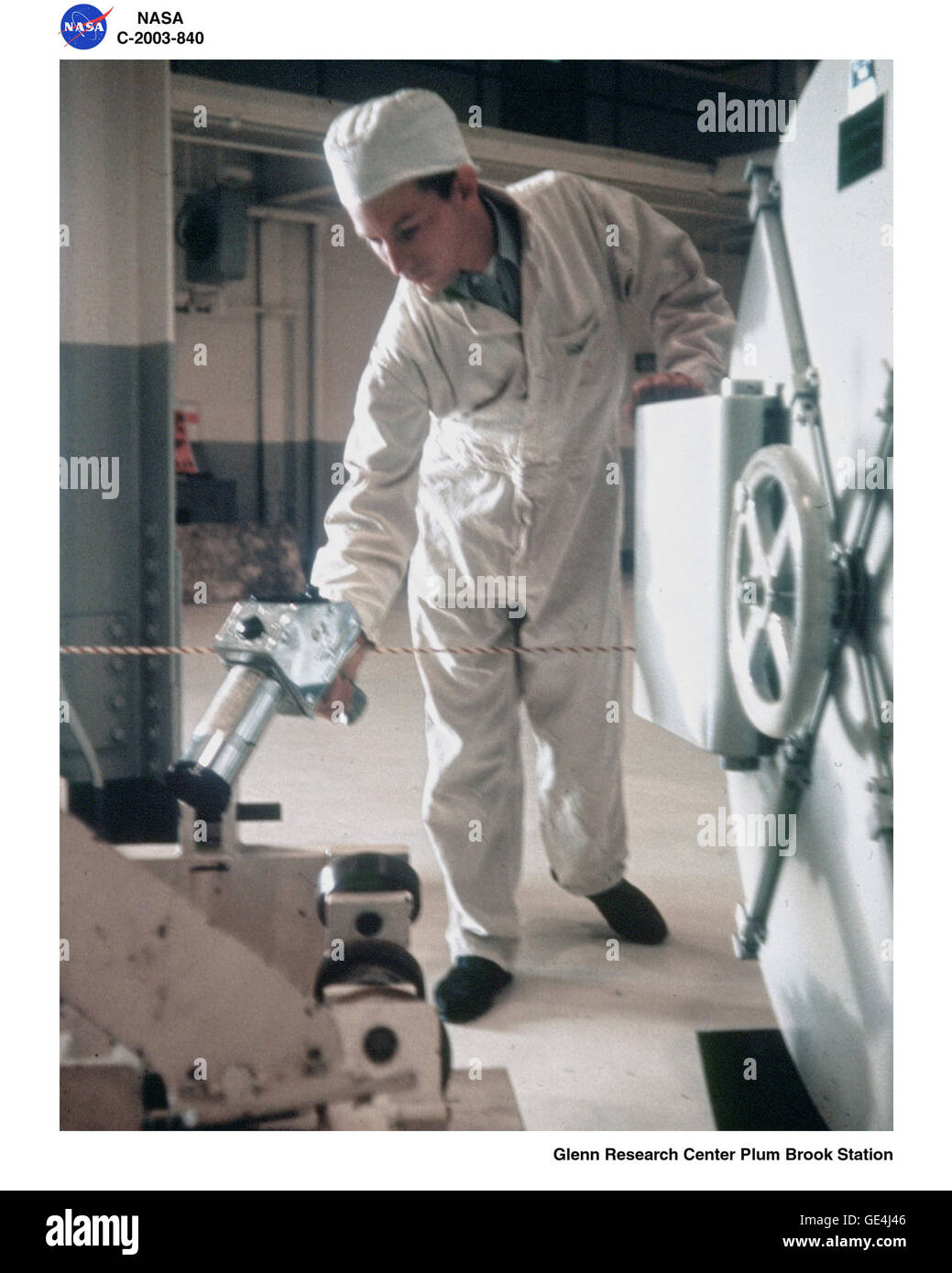 Radiation detector hi-res stock photography and images - Alamy
