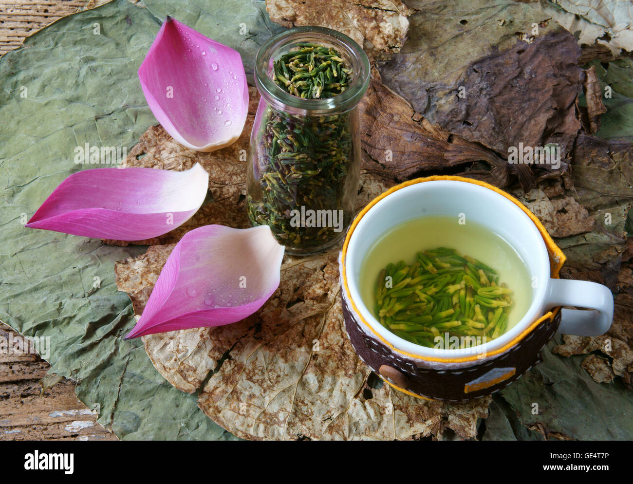 lotus tea a healthy beverage of Vietnam Stock Photo - Alamy