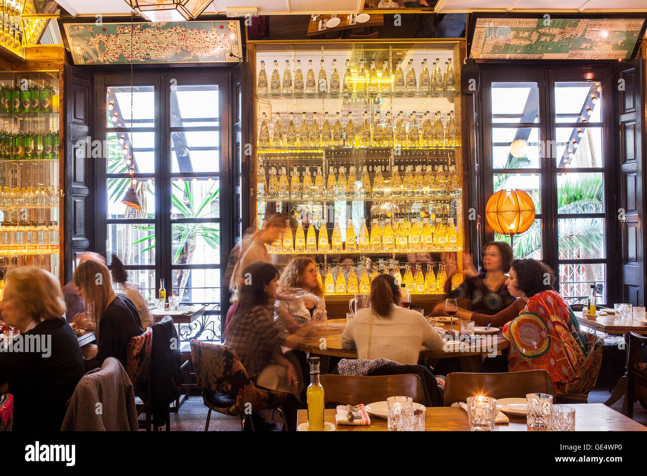 Restaurant restaurant la grande taberna hi-res stock photography and ...
