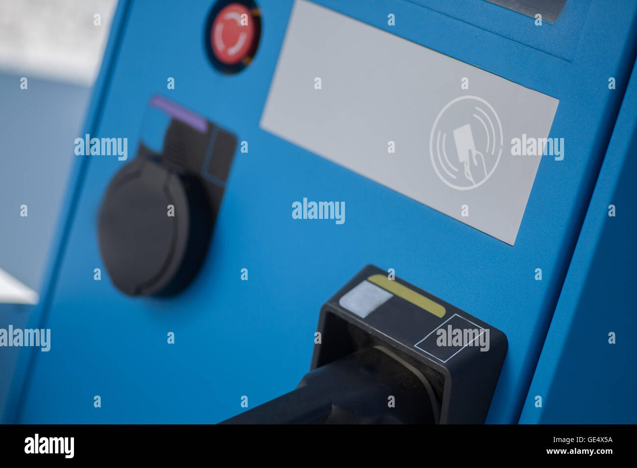 Color image of a charging station for electric cars Stock Photo - Alamy