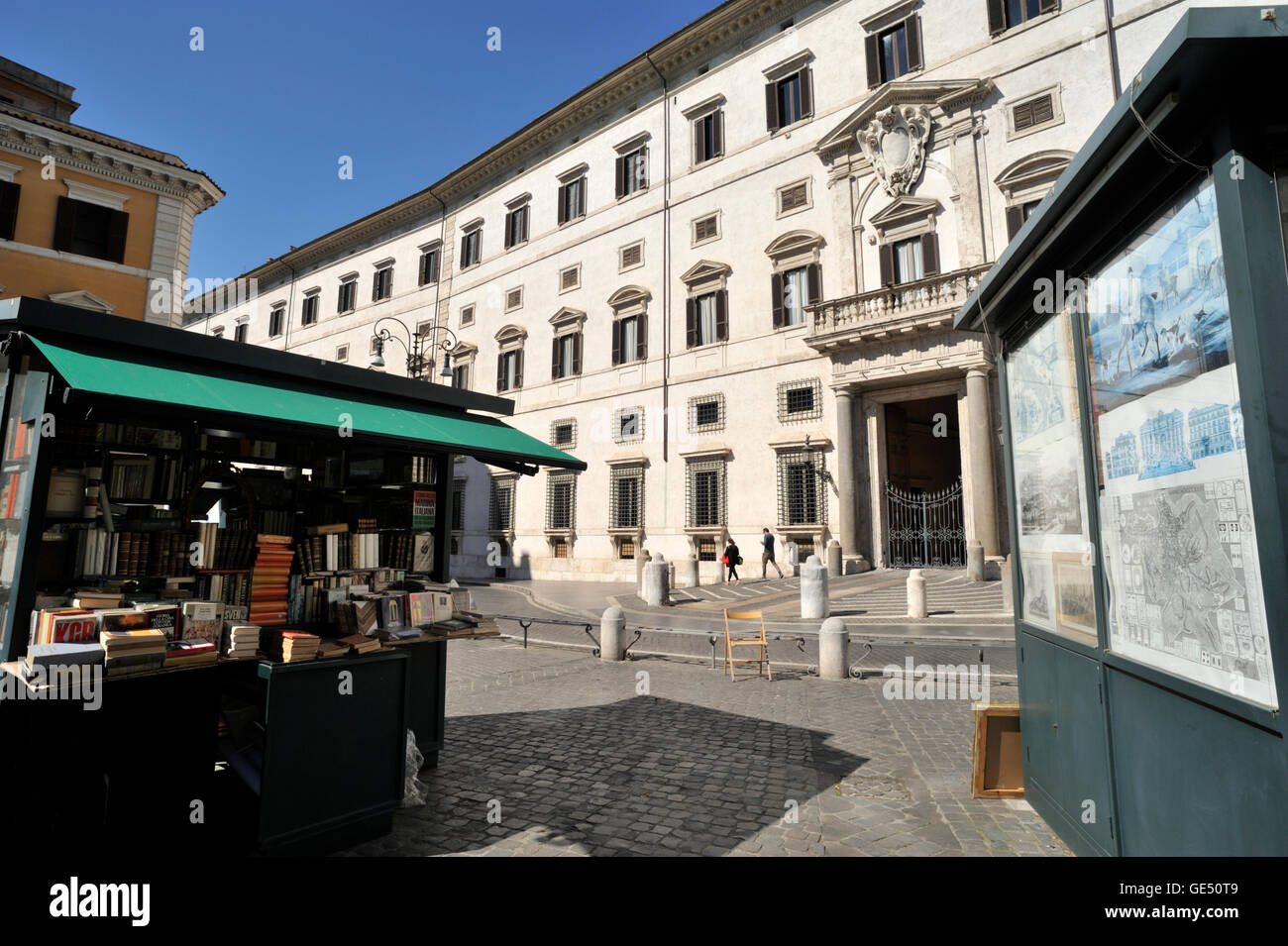 Palazzo borghese piazza roma hi-res stock photography and images - Alamy