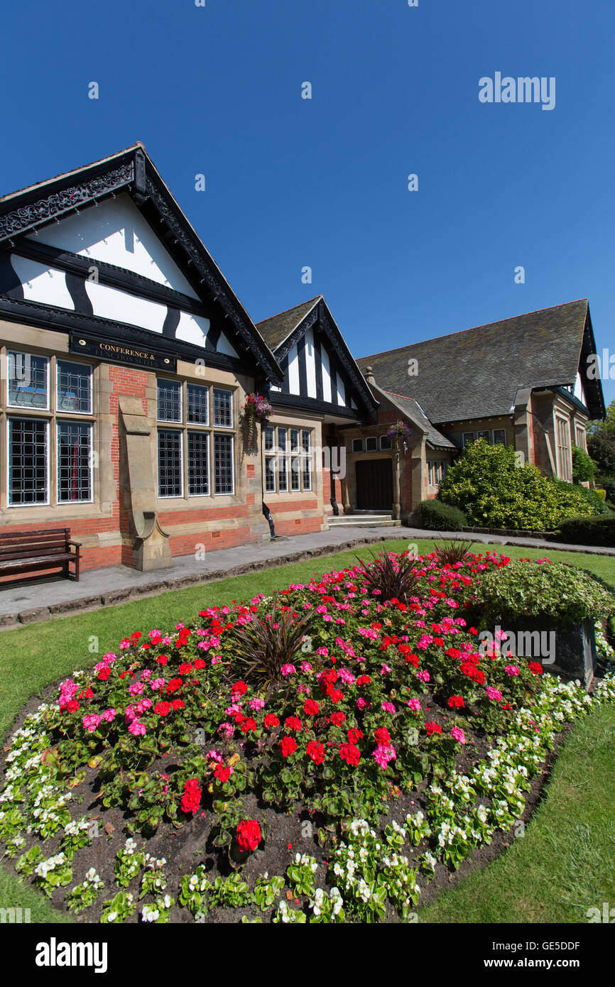 Conservation movement hi-res stock photography and images - Alamy