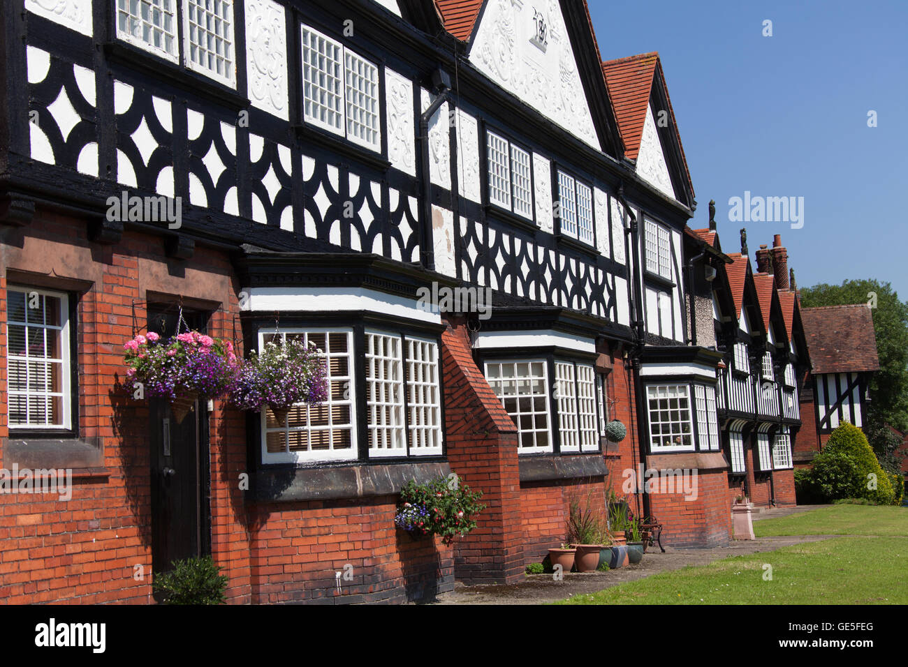 Village of Port Sunlight, England. Picturesque view of cottages on Port ...