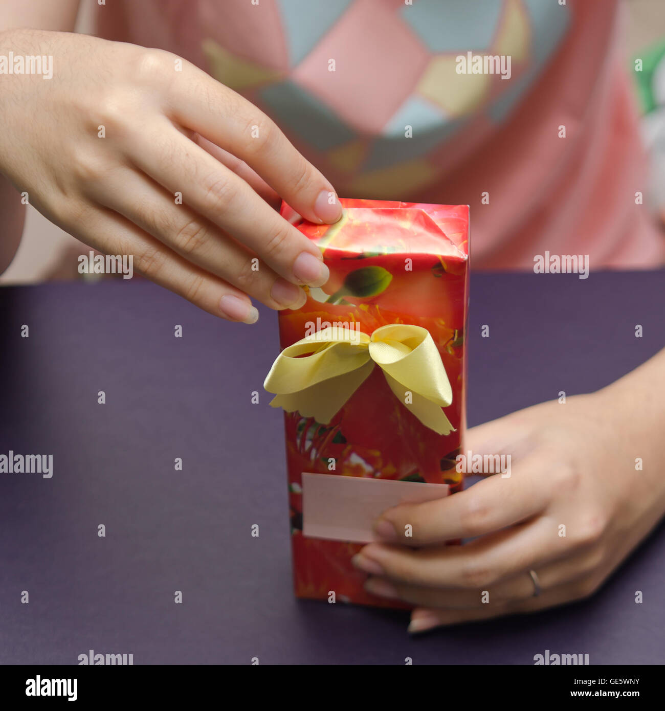 Parcel preparation hi-res stock photography and images - Alamy