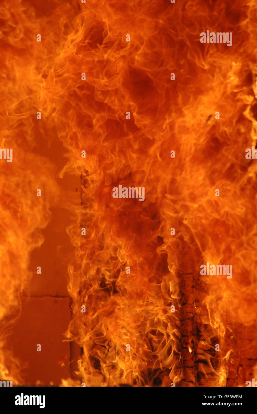 Ignite flames hi-res stock photography and images - Alamy