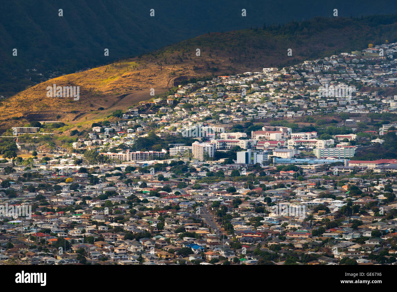 Hill side houses in honolulu, Hawaii Stock Photo - Alamy