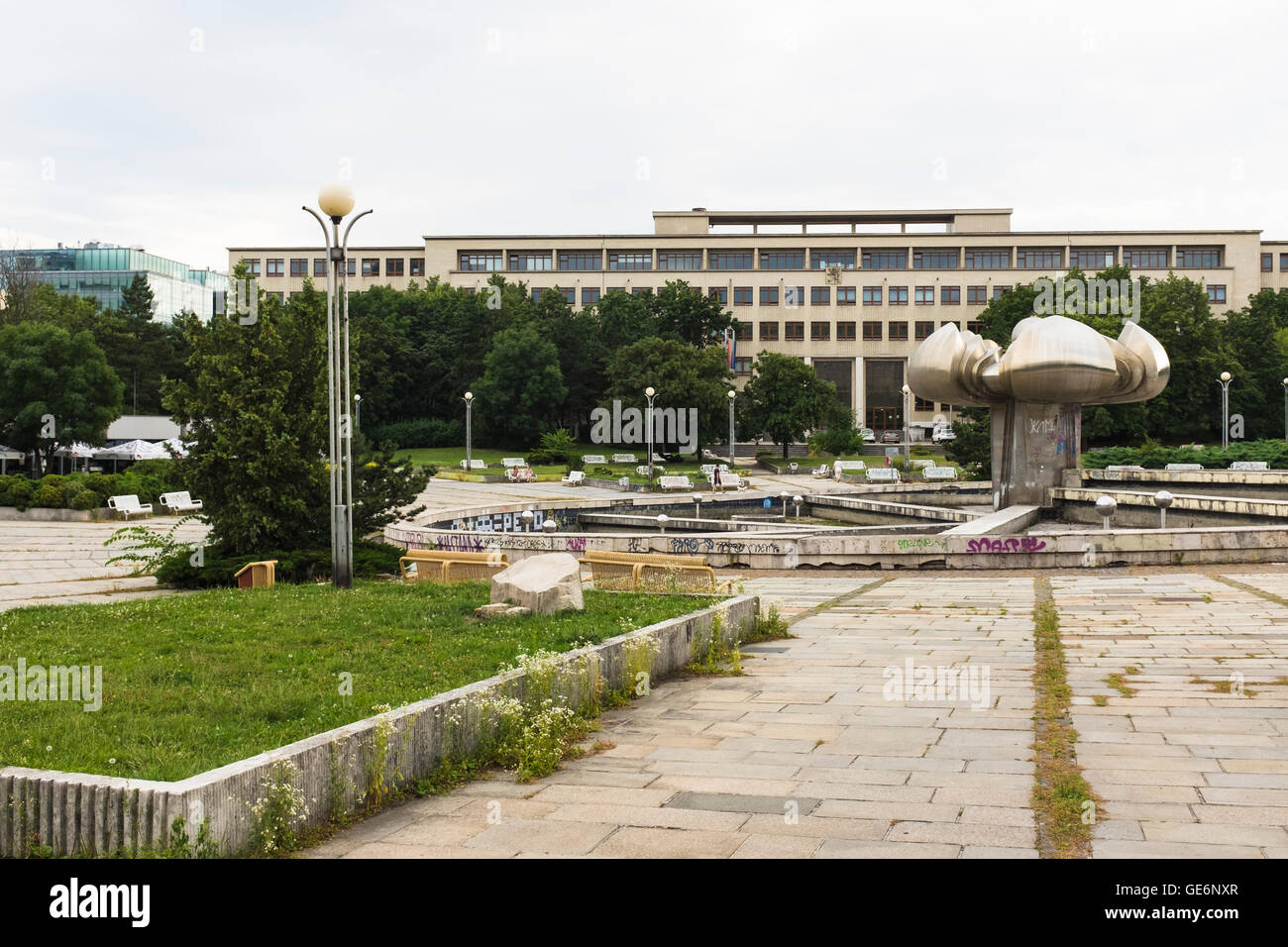 Freedom square, Bratislava, Fountain of Union in a desoalte state Stock ...