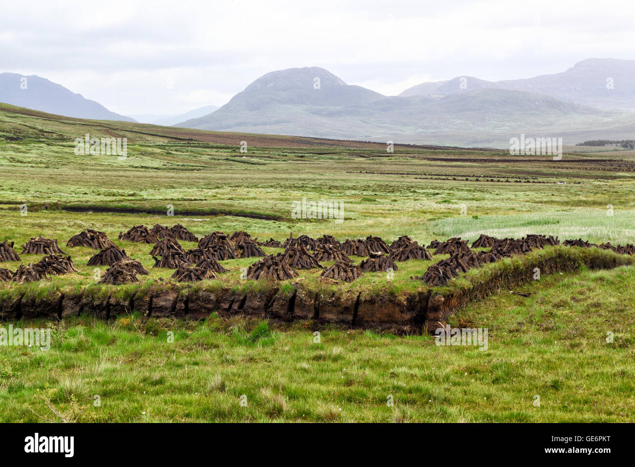 Peat cutting stack hi-res stock photography and images - Alamy