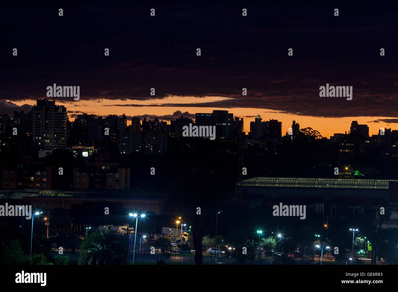 Porto alegre brazil night skyline hi-res stock photography and images ...
