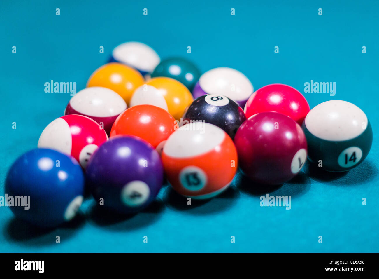 Billard ball break hi-res stock photography and images - Alamy