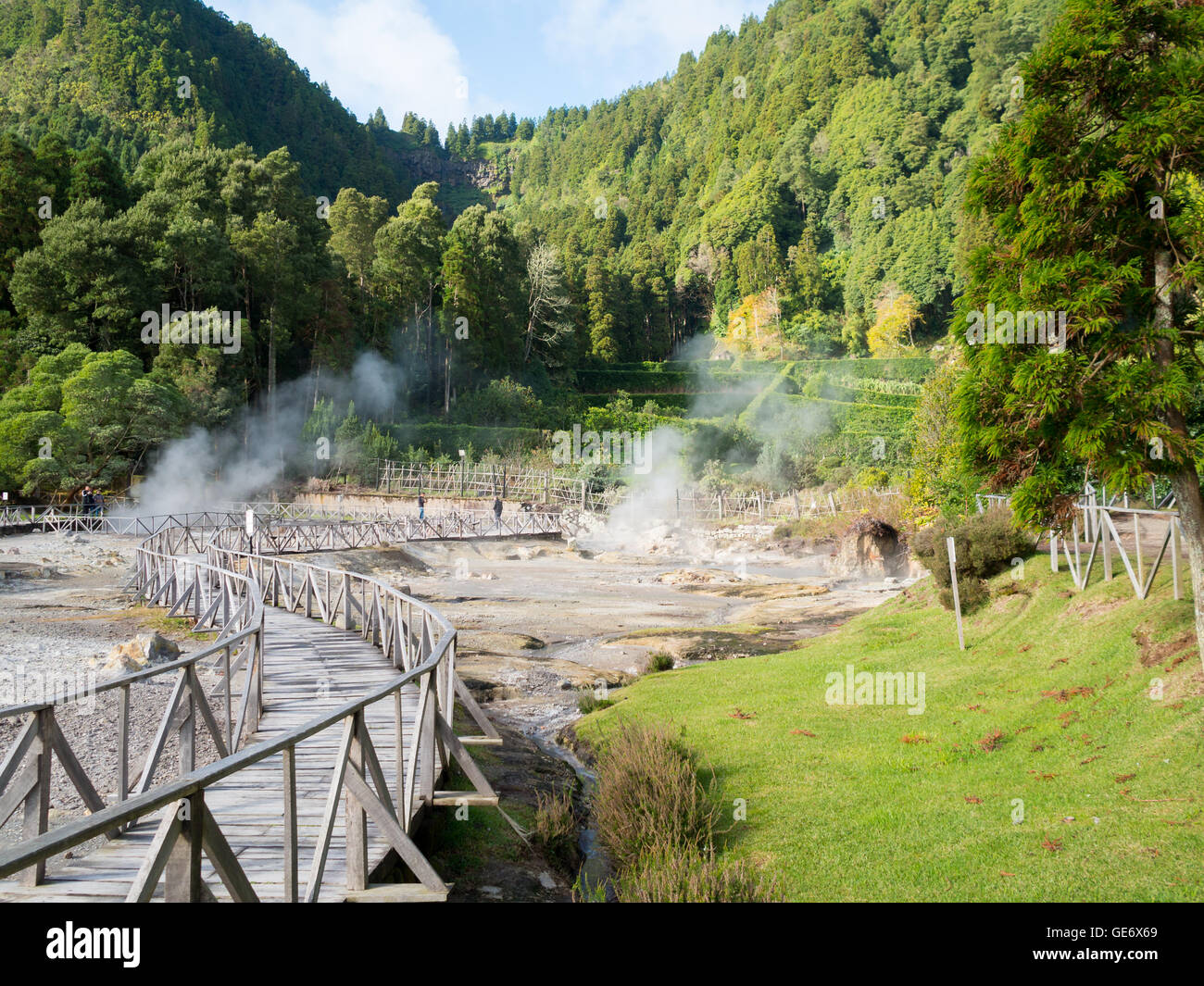 Walkway over the geothermal spots of Furnas Stock Photo - Alamy