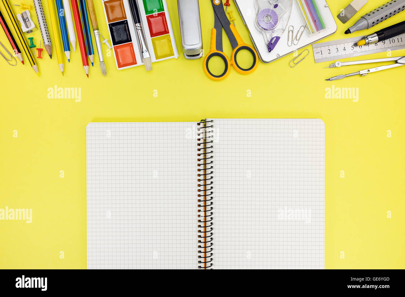 Office stationary objects hi-res stock photography and images - Alamy