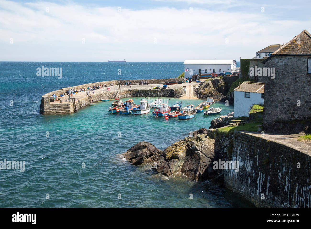 Fishing boats in the harbour at Coverack, Lizard Peninsula, Cornwall ...