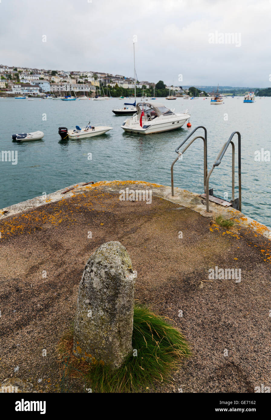 Flushing Harbour in Cornwall Stock Photo - Alamy