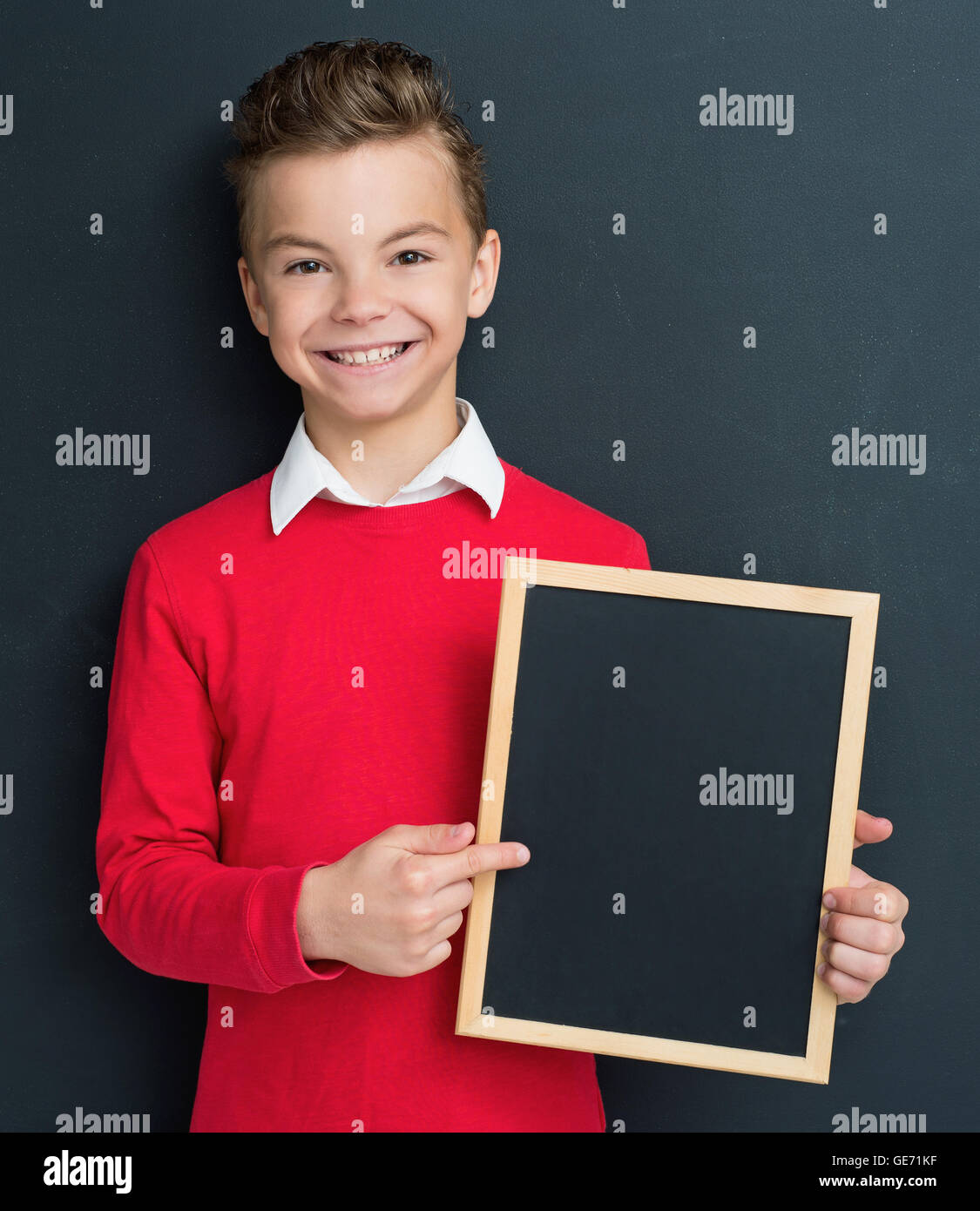 Boy back to school Stock Photo - Alamy