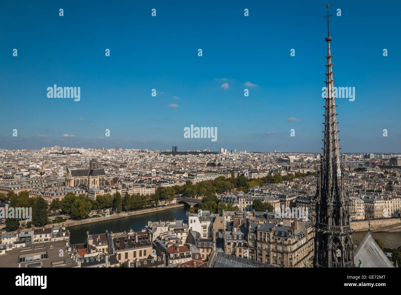 Paris city view hi-res stock photography and images - Alamy